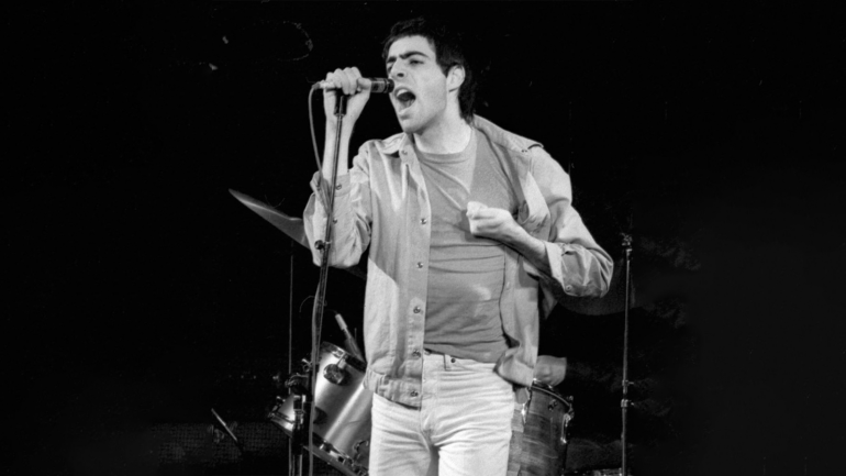 Jeremy Gluck Gets Foxy - Deal Radio